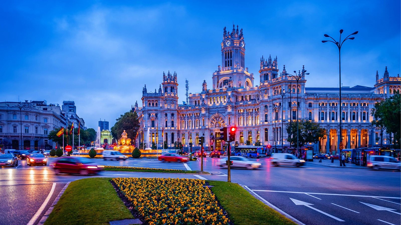 Plaza de Cibeles: Must-See Attractions and Hidden Treasures in Madrid