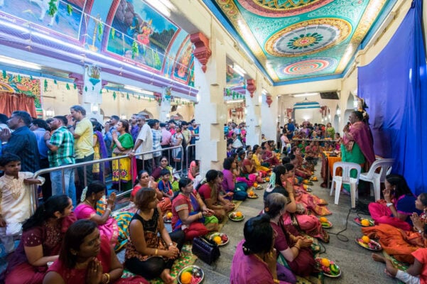 Sri Mariamman Temple: A Guide to Singapore Hindu Treasure